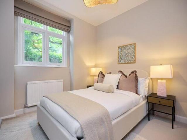2 bedroom apartment for sale in Marlborough Place, London, NW8