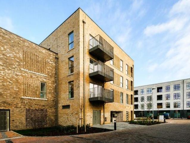 2 bedroom apartment for sale in Marleigh Park, Cambridge, Cambridgeshire, CB5