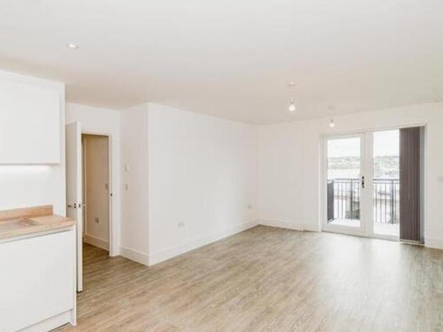 2 Bedroom Apartment For Sale In Meridian Way