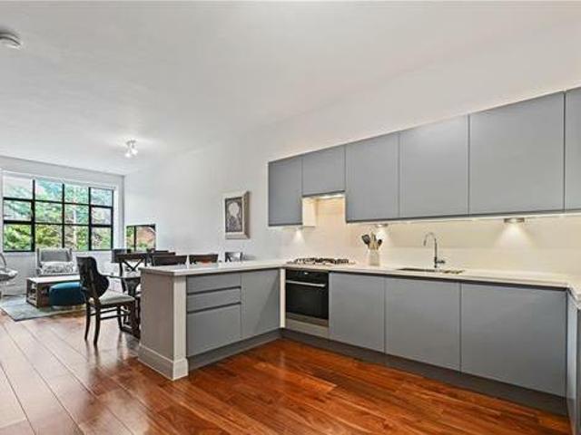 2 Bedroom Apartment For Sale In Mill Hill, London