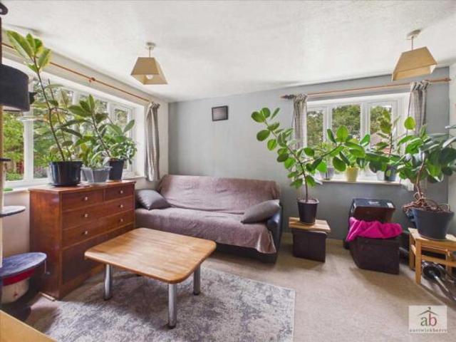2 bedroom apartment for sale in Mill Road Drive, Ravenswood, IP3