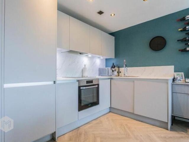 2 bedroom apartment for sale in Mirabel Street, Manchester, M3