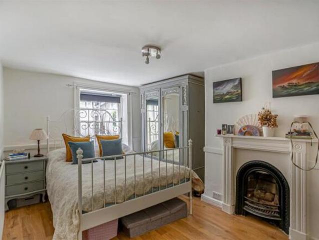 2 bedroom apartment for sale in Montpellier Spa Road, Cheltenham, GL50