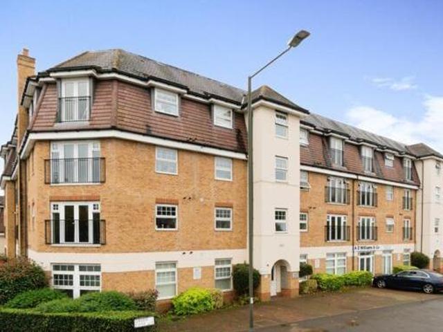 2 Bedroom Apartment For Sale In Morden
