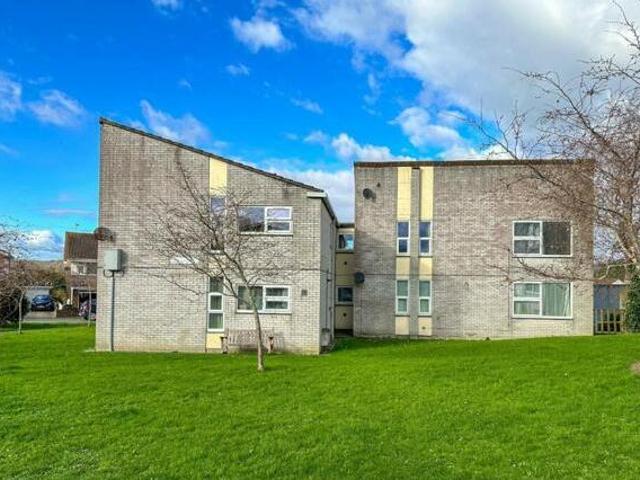 2 Bedroom Apartment For Sale In Nailsea, North Somerset