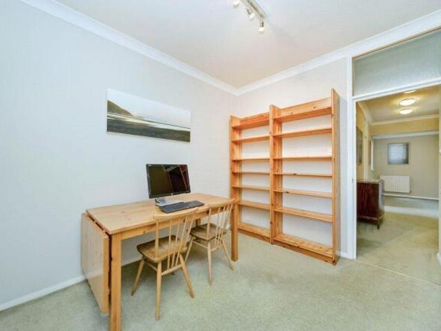 2 bedroom apartment for sale in Nascot Court, Grandfield Avenue, Watford, Hertfordshire, WD17