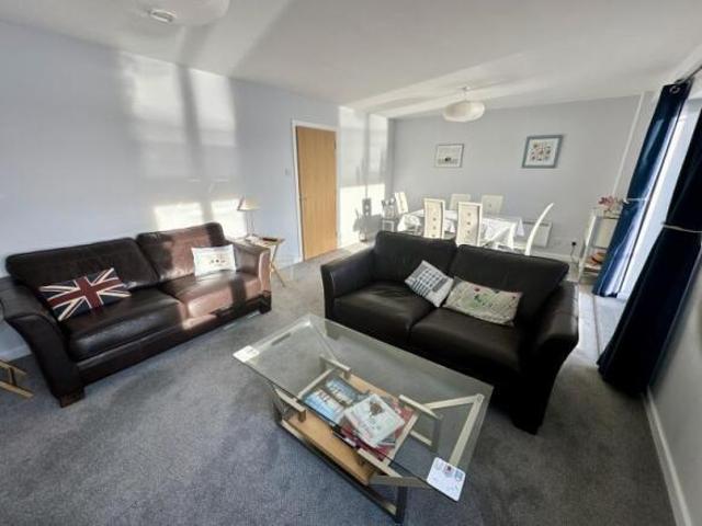 2 bedroom apartment for sale in Neptune Square, Ipswich, IP4