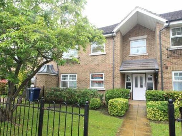 2 Bedroom Apartment For Sale In New Barnet