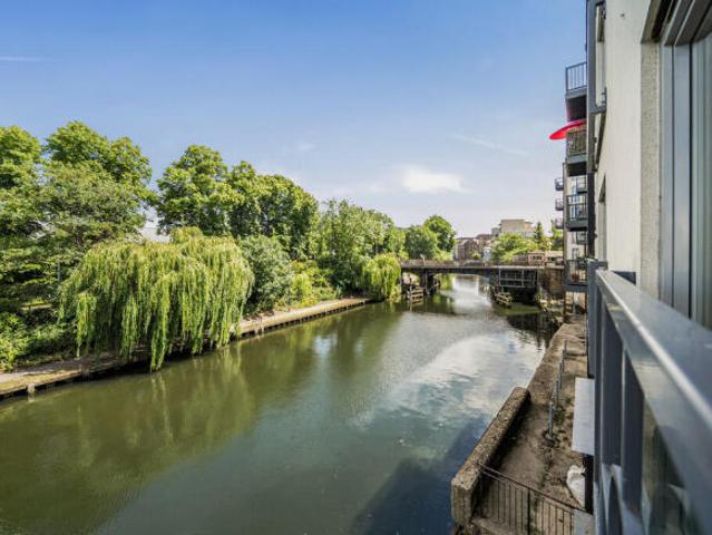 2 bedroom apartment for sale in New Half Moon Yard, King Street, Norwich, NR1