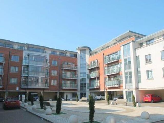 2 Bedroom Apartment For Sale In New Street, Chelmsford