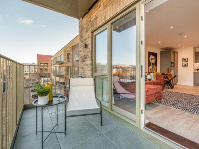 2 bedroom apartment for sale in Newmarket Road, Cambridge, CB5