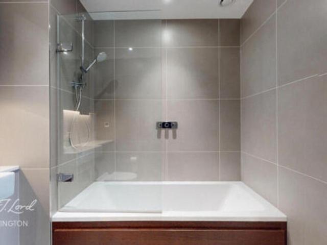 2 bedroom apartment for sale in Newnton Close, London, N4