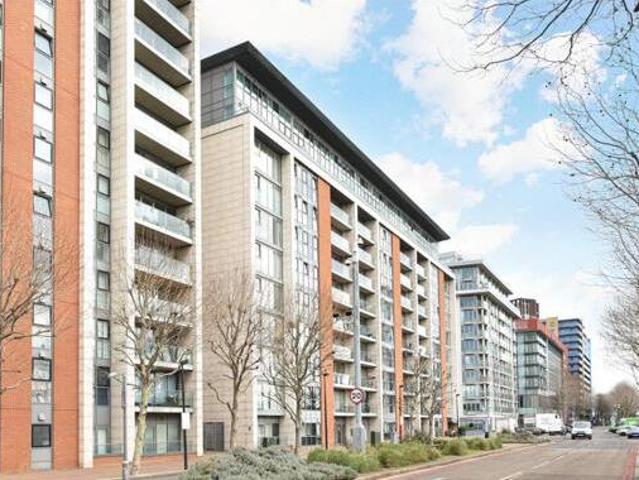 2 Bedroom Apartment For Sale In Newham, London