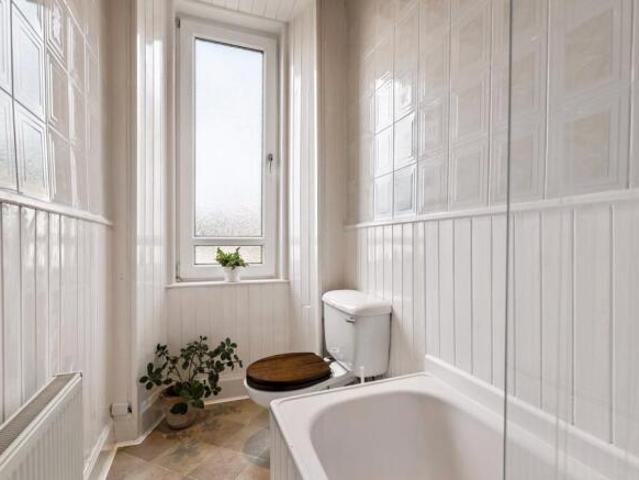 2 bedroom apartment for sale in Niddrie Road, Strathbungo, Glasgow, G42