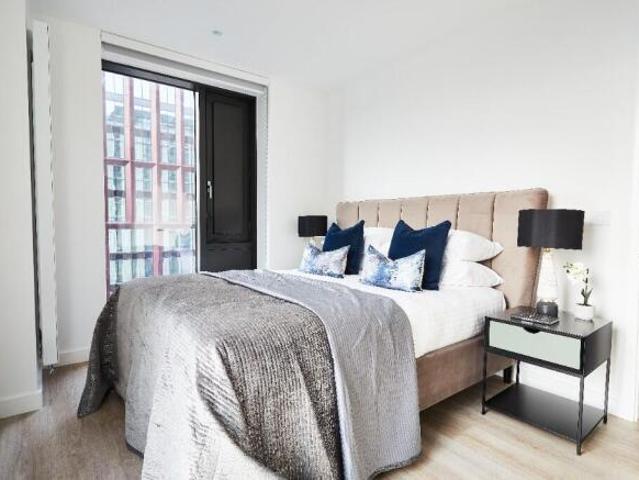 2 bedroom apartment for sale in Nobel Way, Manchester, Greater Manchester, M1