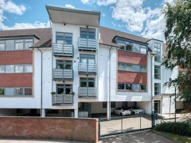 2 Bedroom Apartment For Sale In Northfield, Birmingham