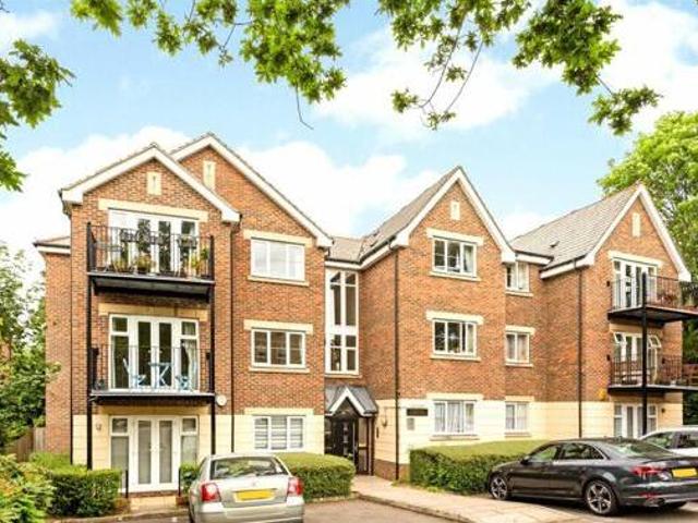 2 Bedroom Apartment For Sale In Northwood, Middlesex