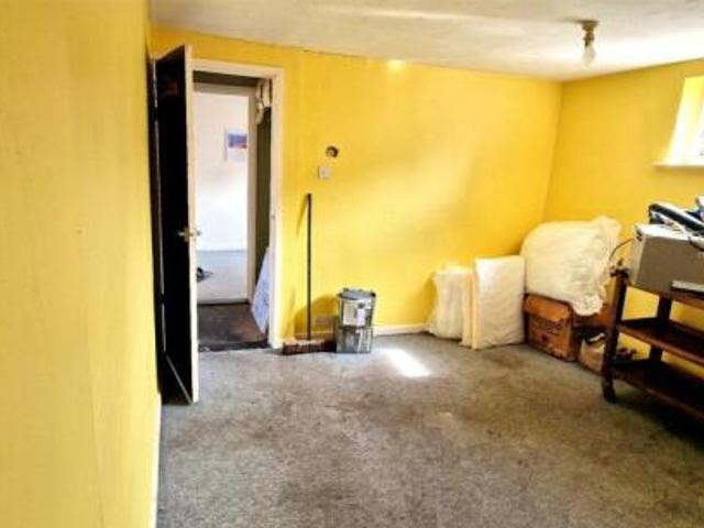 2 bedroom apartment for sale in Norwich Road, Ipswich, IP1