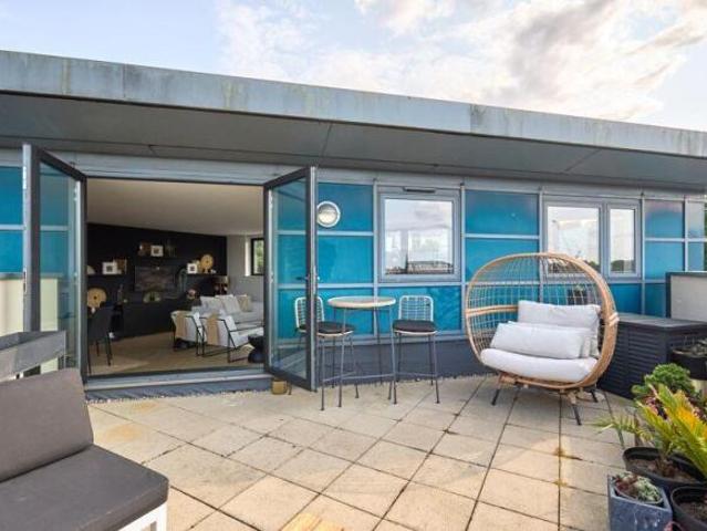 2 bedroom apartment for sale in NR1