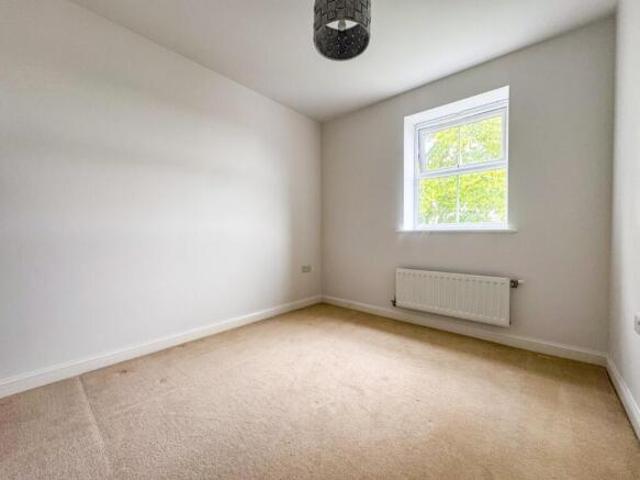 2 bedroom apartment for sale in Oak Leaze, Patchway, Bristol, BS34