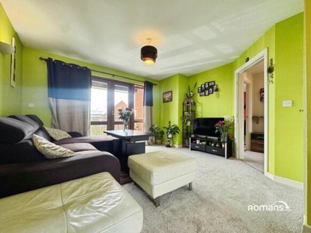2 bedroom apartment for sale in Oakridge Road, Basingstoke, Hampshire, RG21