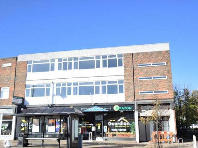 2 bedroom apartment for sale in Oatsheaf Parade Fleet Road Fleet GU51
