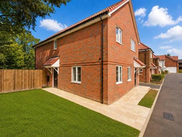 2 bedroom apartment for sale in Orchard Gardens, St. Albans, Hertfordshire, AL2