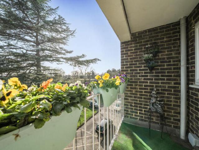 2 bedroom apartment for sale in Orchard Road, Bromley, BR1