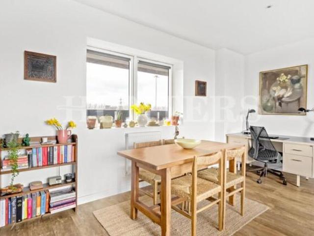 2 bedroom apartment for sale in Orchid House, Park View Road, N17