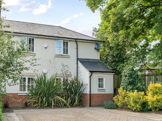 2 bedroom apartment for sale in Osler Road, Headington, Oxford, OX3