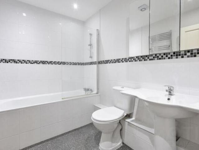 2 bedroom apartment for sale in Augusta Gardens, Folkestone, CT20