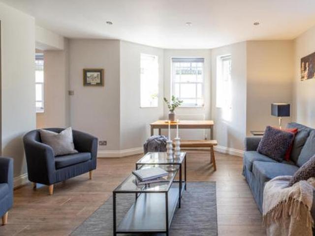 2 Bedroom Apartment For Sale In Avenue Road, Leamington Spa