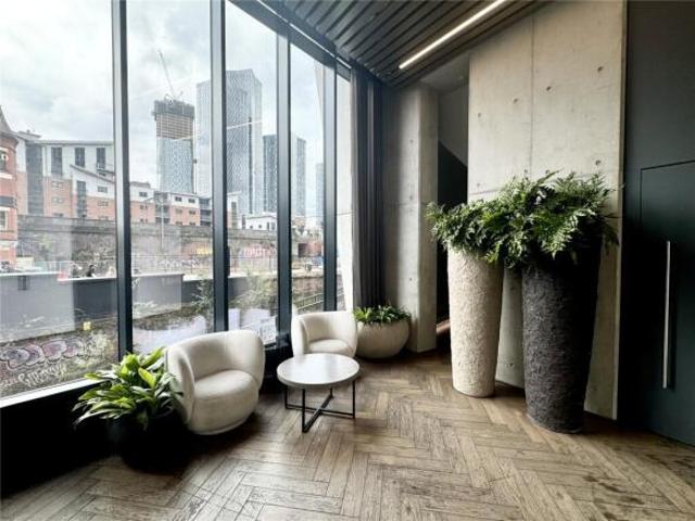 2 bedroom apartment for sale in Axis Tower, Manchester, M1