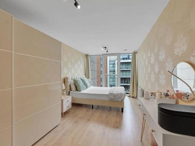 2 bedroom apartment for sale in Adriatic Apartments, Royal Victoria Dock, E16