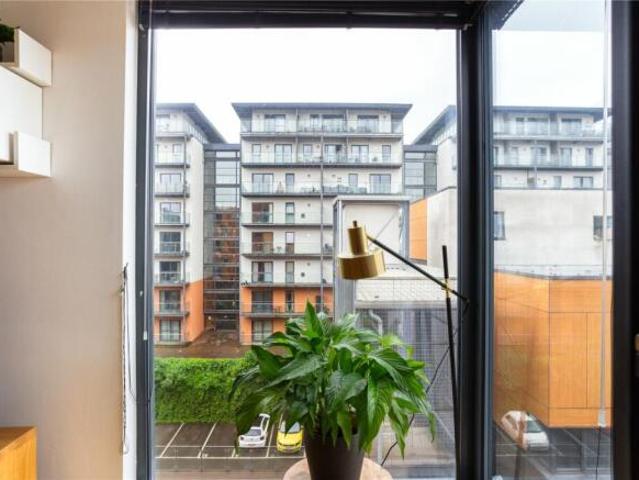 2 bedroom apartment for sale in Advent Way, Manchester, Greater Manchester, M4
