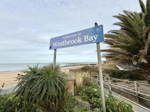 2 bedroom apartment for sale in Alexandra Court, The Royal Seabathing Canterbury Road, CT9