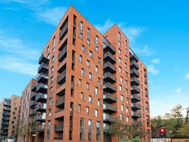 2 Bedroom Apartment For Sale In Alexandra Palace Gardens, London