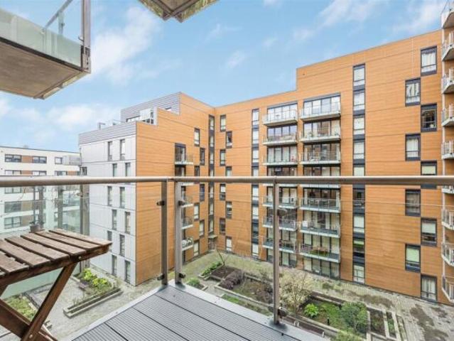2 bedroom apartment for sale in Alfred Street, Reading, RG1