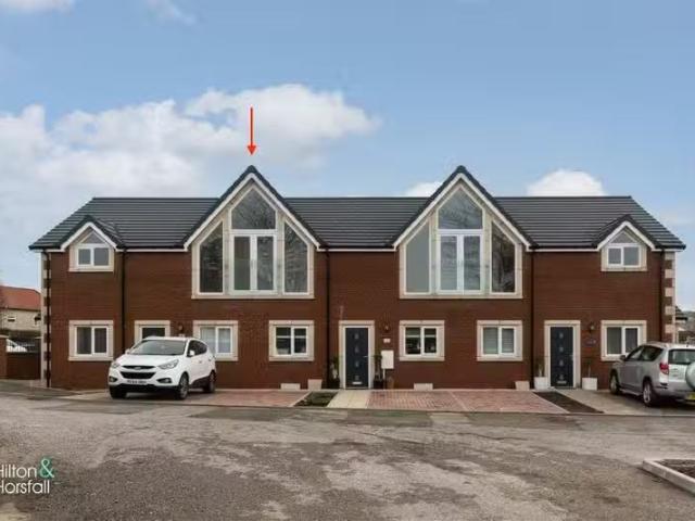 2 bedroom apartment for sale in Alkincoats View, Haverholt Clo.