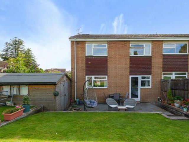 2 Bedroom Apartment For Sale In Alresford, Hampshire