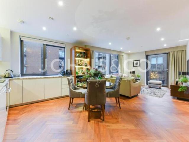 2 bedroom apartment for sale in Ambassador Building, Embassy Gardens, SW11