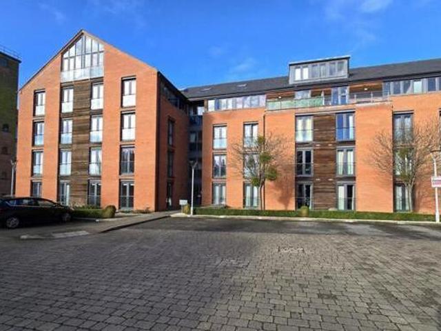 2 Bedroom Apartment For Sale In Anglo Scotian Mills, Beeston