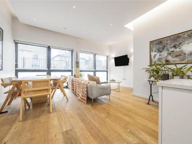 2 bedroom apartment for sale in Argyle House, Richmond, TW9