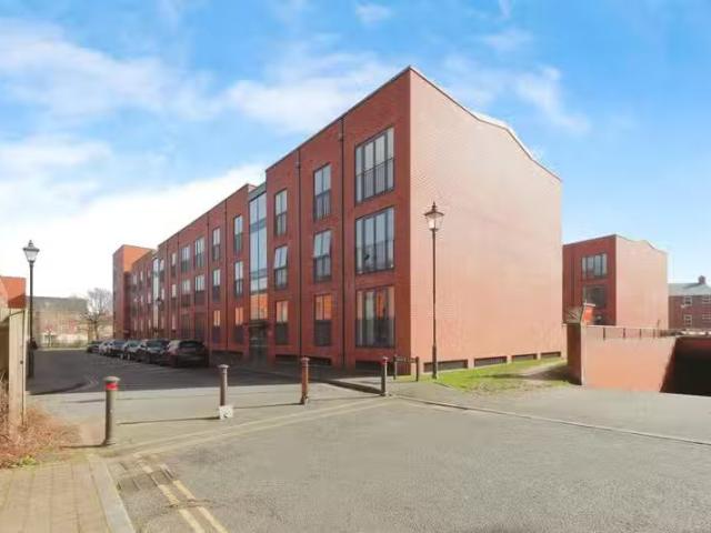 2 bedroom apartment for sale in Ascote Lane, Shirley, SOLIHULL.