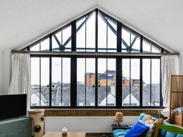 2 Bedroom Apartment For Sale In Burrells Wharf Square, London