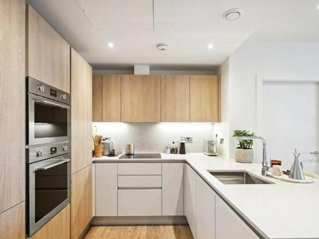2 Bedroom Apartment For Sale In Burton on trent
