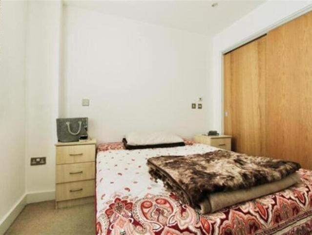 2 bedroom apartment for sale in Bute Terrace, Cardiff, CF10