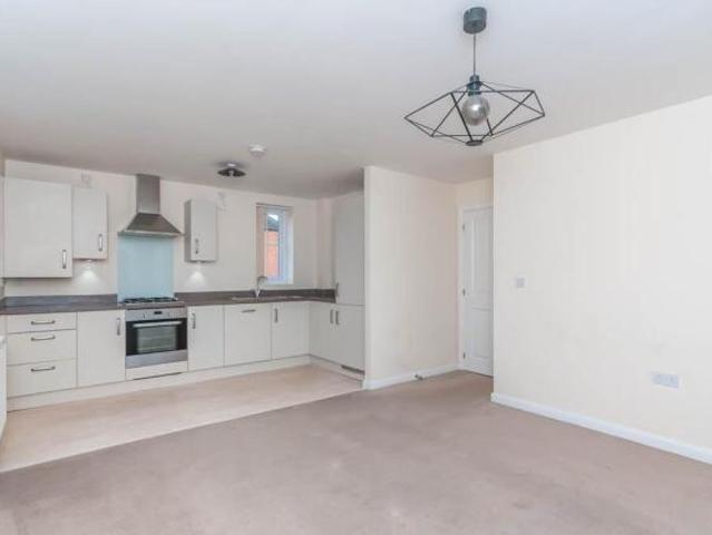 2 bedroom apartment for sale in Buttermere Crescent, Lakeside, Doncaster, DN4