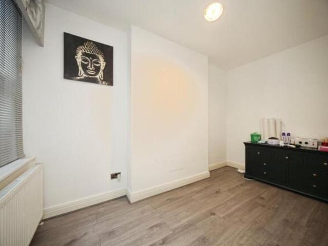 2 bedroom apartment for sale in Buxton Road, Luton, LU1