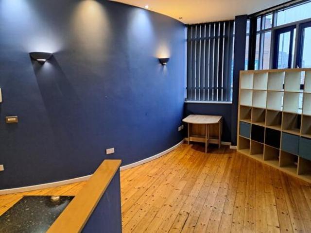 2 bedroom apartment for sale in Byron Street, Leeds LS2 7NA, LS2